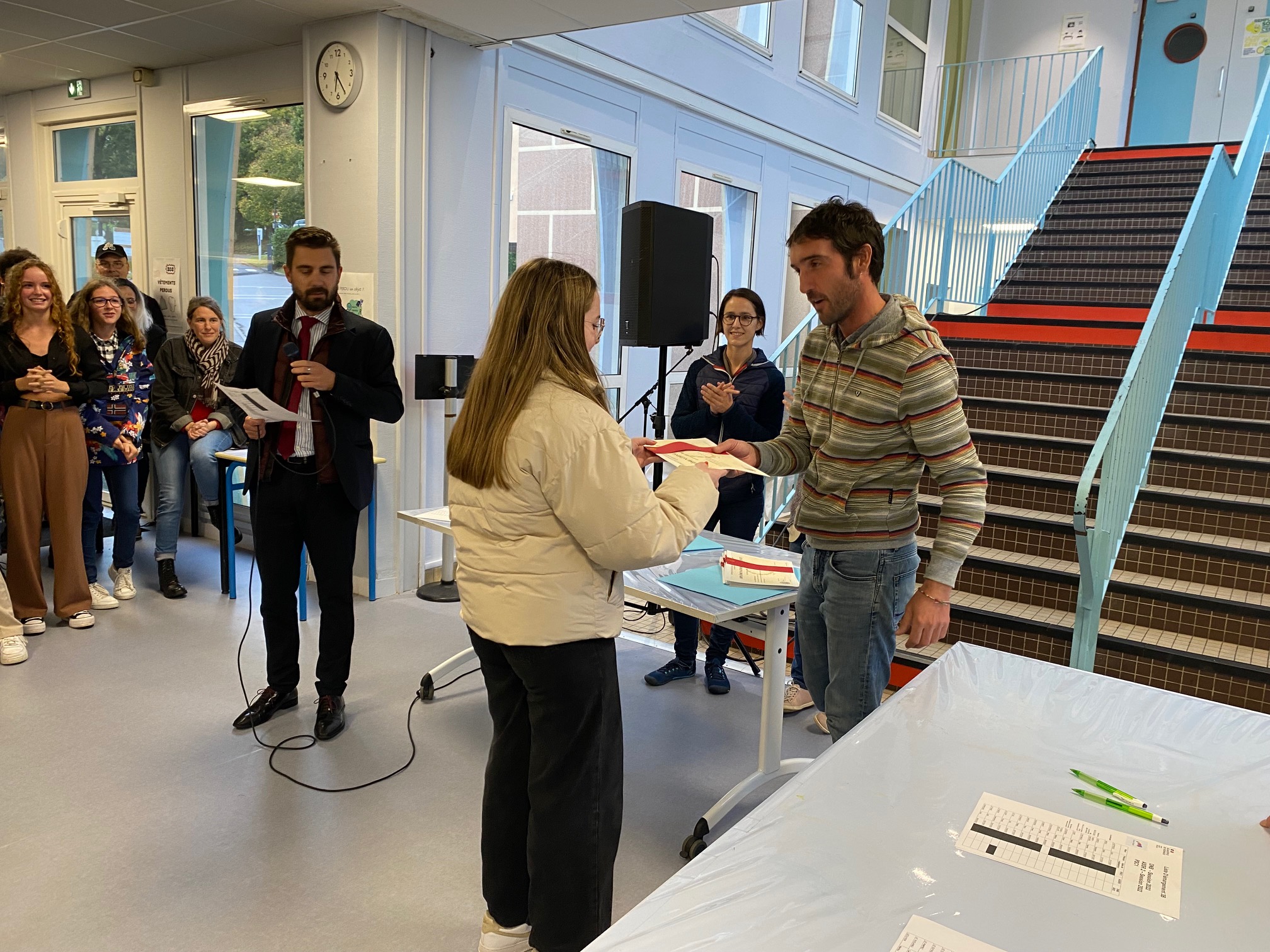 Les jeunes diplômés à l’honneur - Collège Émile Mazé